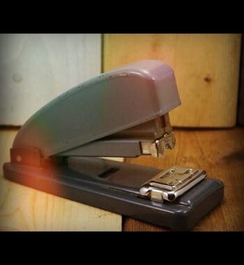 Sax FROG 400 stapler red and grey metal 1960 Austria - Vintage Man Stuff